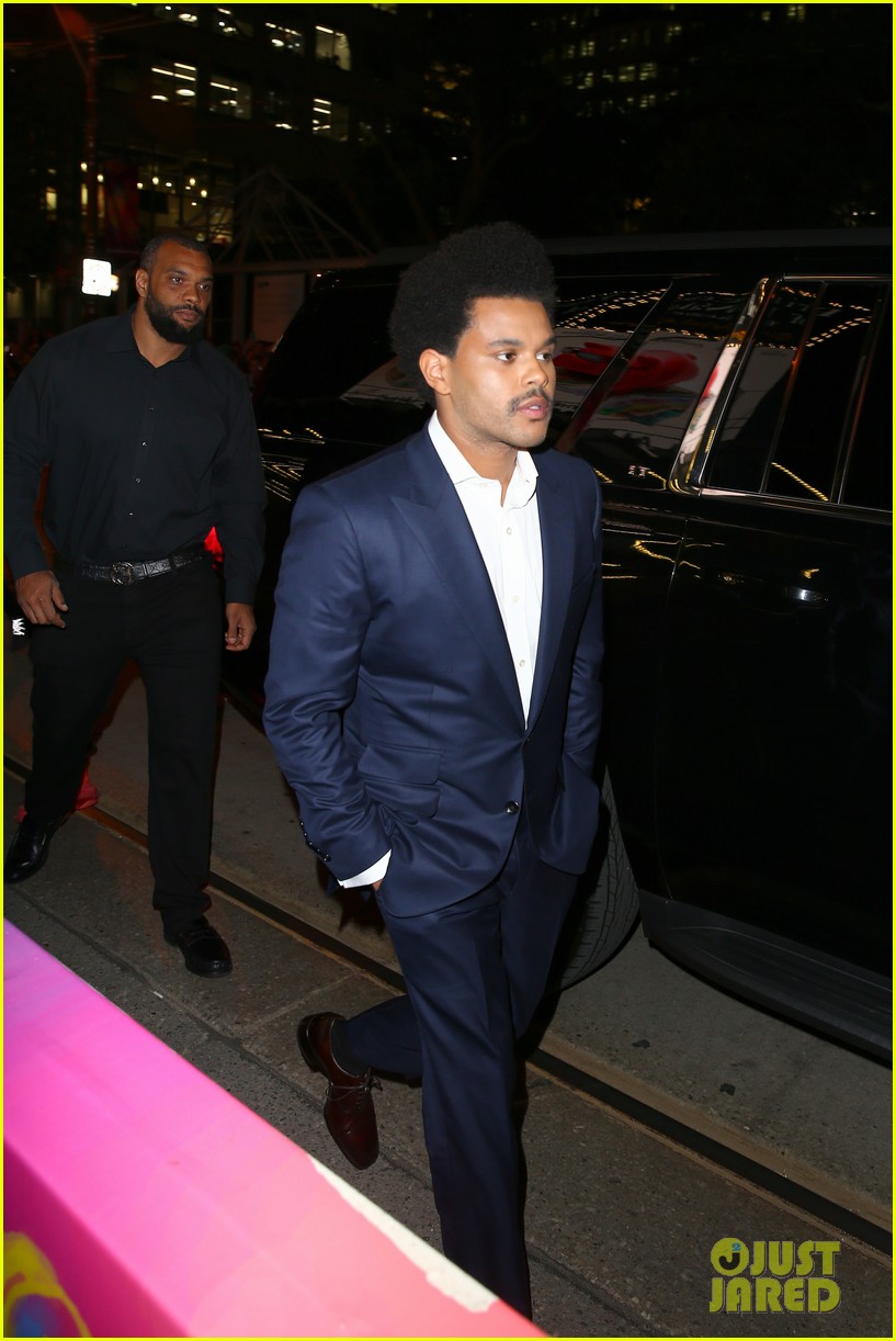 The Weeknd Sports a Fresh New Look on the Red Carpet: Photo 4349811 ...