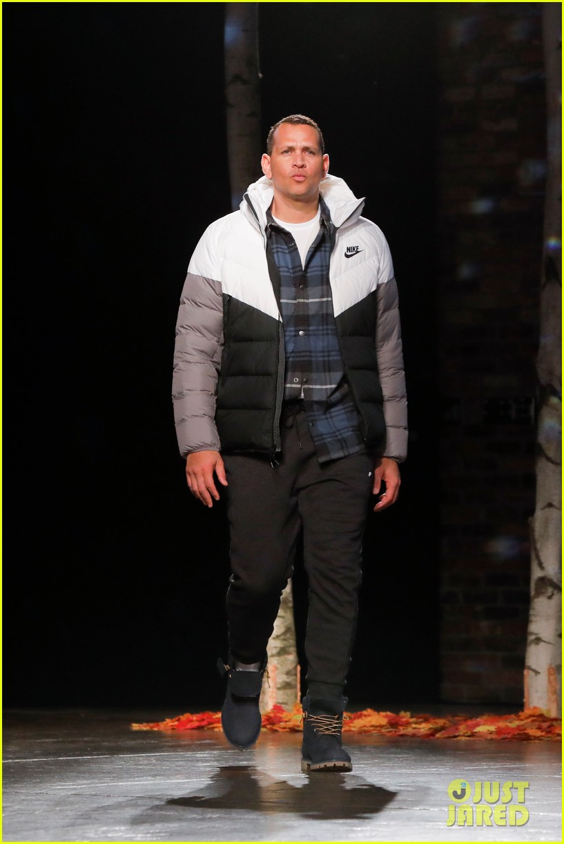 Alex Rodriguez Walks in Fashion Show for Dick's Sporting Goods: Photo ...