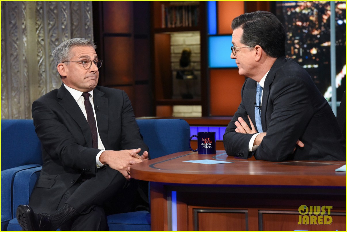 Steve Carell & Stephen Colbert Reenact Their Old 'Second City' Sketch ...