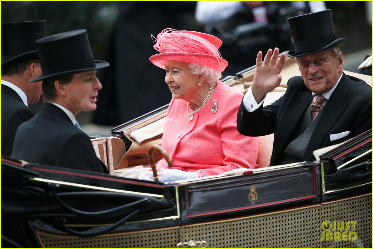 Queen Elizabeth Once Slapped Her Nephew at a Party, Elton John Says ...