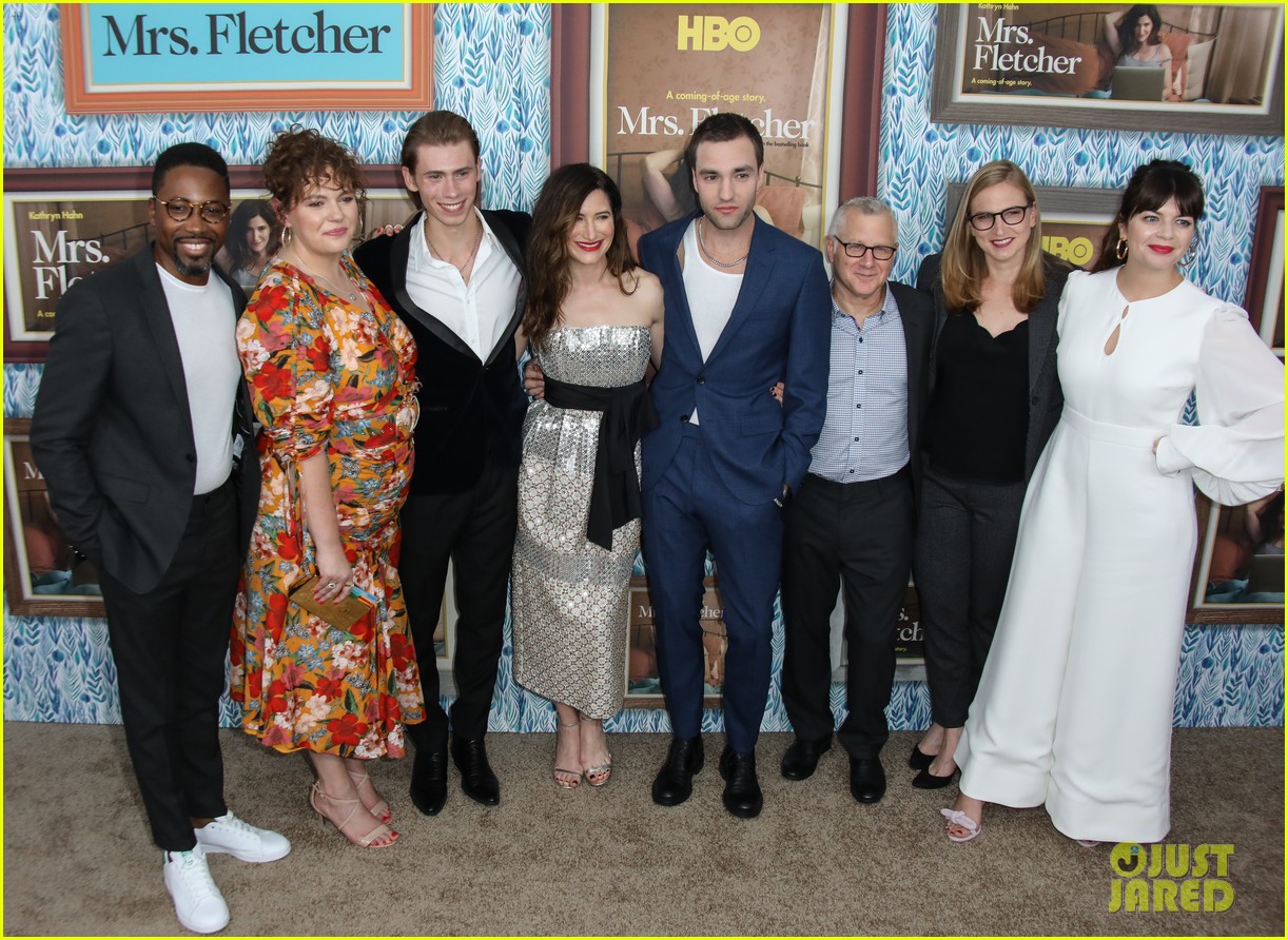Kathryn Hahn Celebrates Premiere Of Her New HBO Series 'Mrs. Fletcher ...