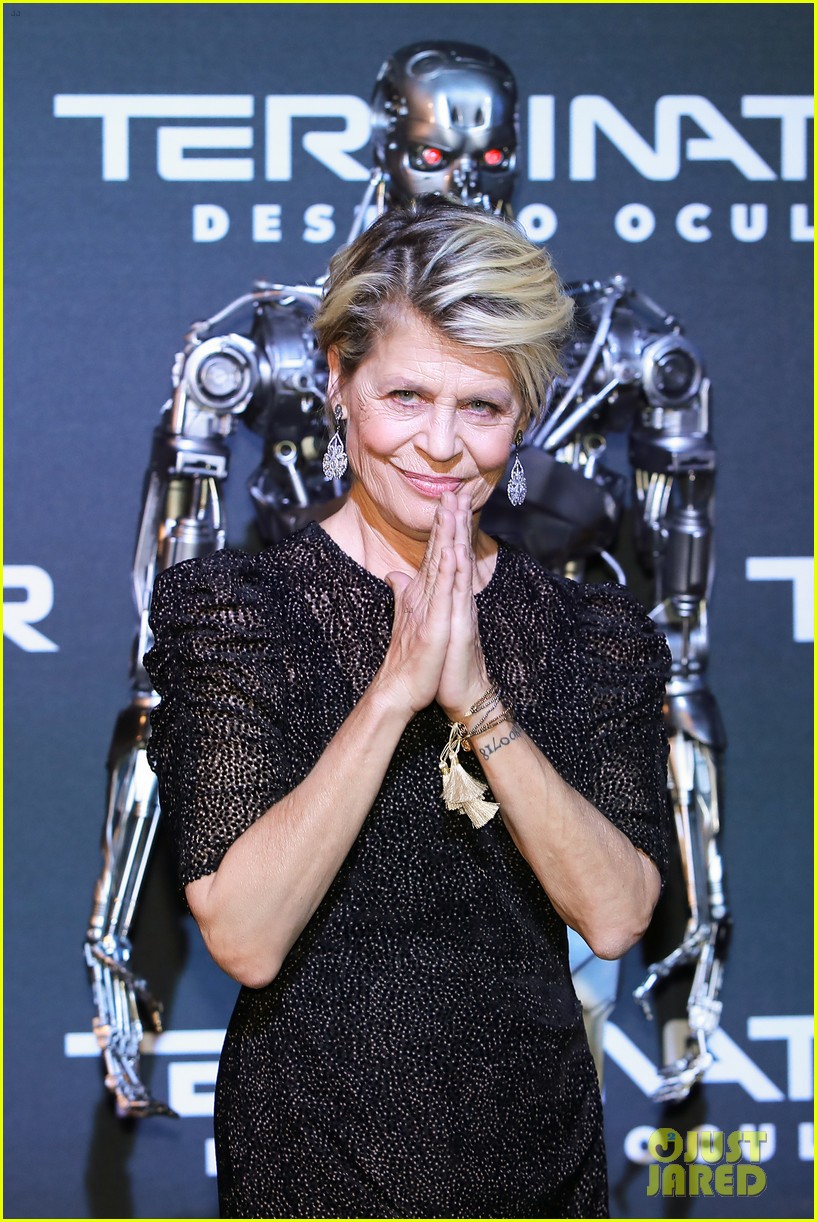 Linda Hamilton & Mackenzie Davis Bring 'Terminator: Dark Fate' To ...