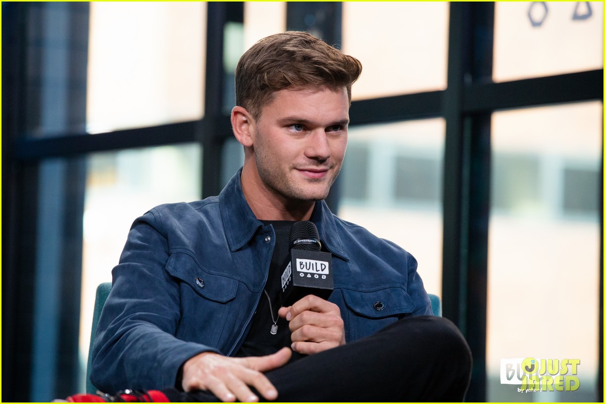 Jeremy Irvine Says New Show 'Treadstone' Let Him Live Out Childhood ...