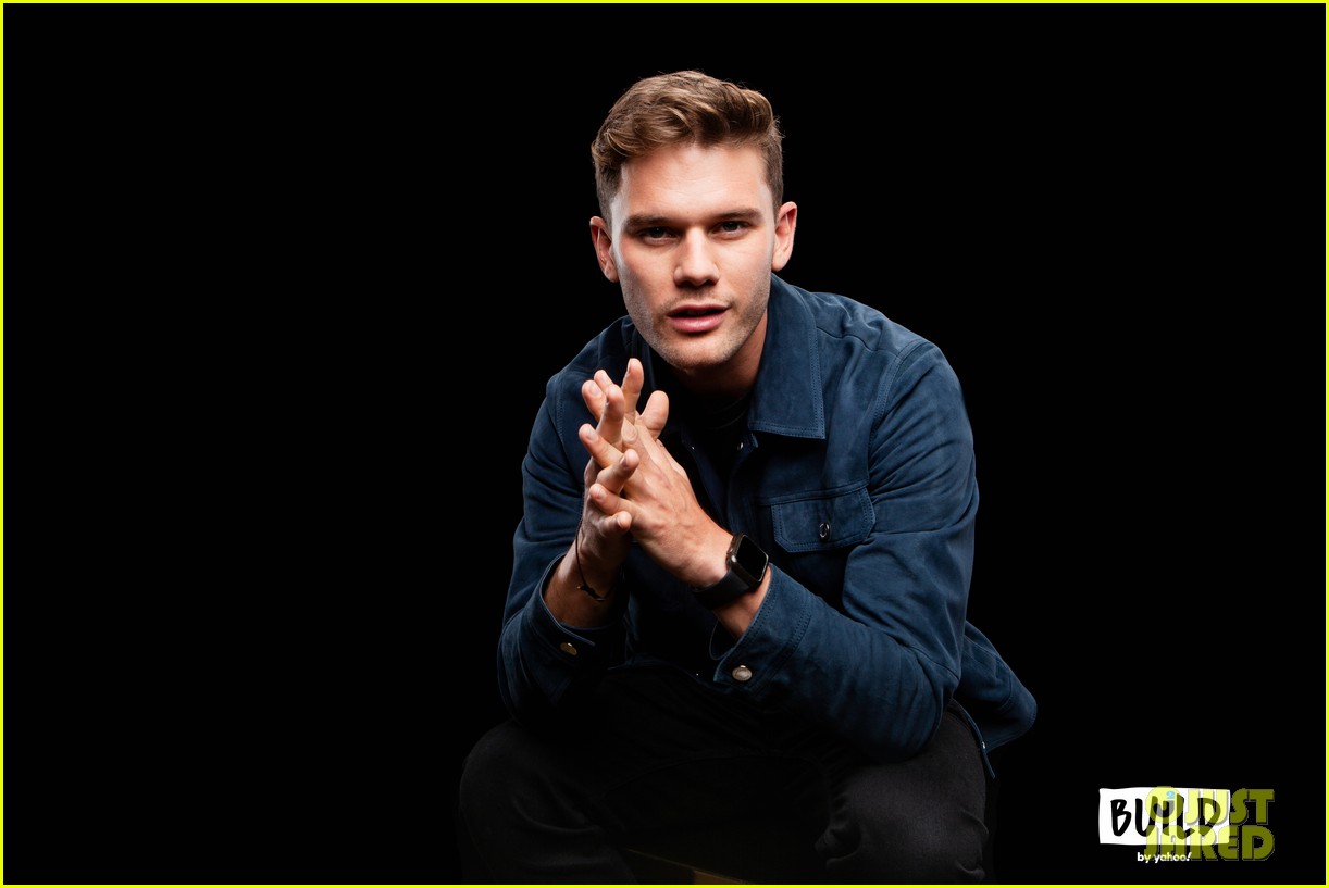Jeremy Irvine Says New Show 'Treadstone' Let Him Live Out Childhood ...