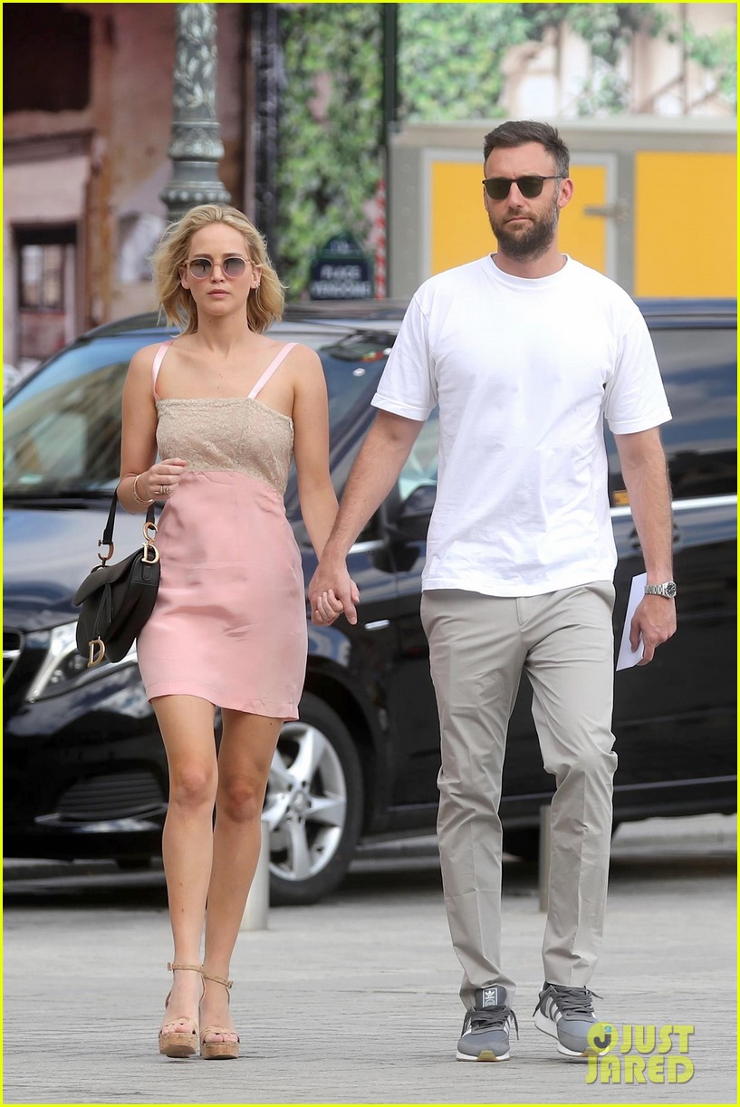 Jennifer Lawrence Marries Cooke Maroney in Star-Studded Wedding in ...