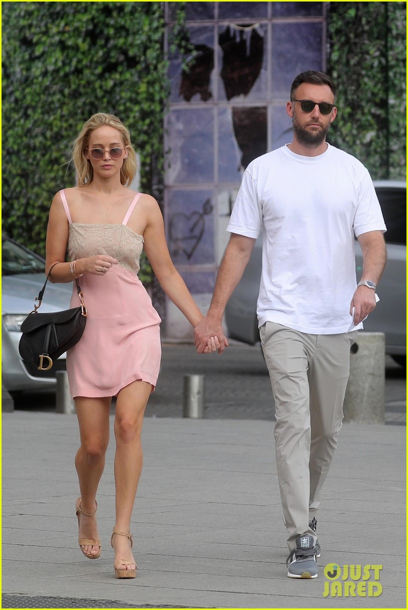 Jennifer Lawrence Marries Cooke Maroney in Star-Studded Wedding in ...