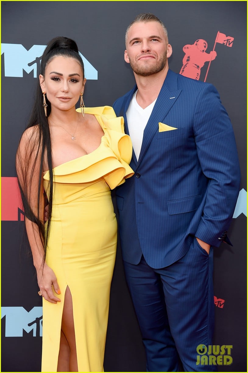 Jenni 'JWoww' Farley & Boyfriend Zack Clayton Carpinello Split After ...