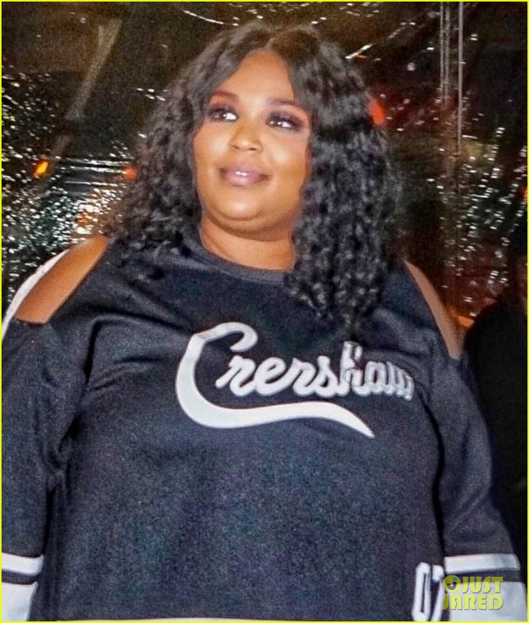Lizzo's 'Truth Hurts' Goes Back to Number One on Hot 100!: Photo ...
