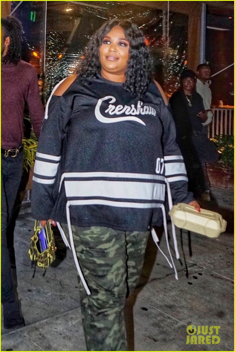 Lizzo's 'Truth Hurts' Goes Back to Number One on Hot 100!: Photo ...