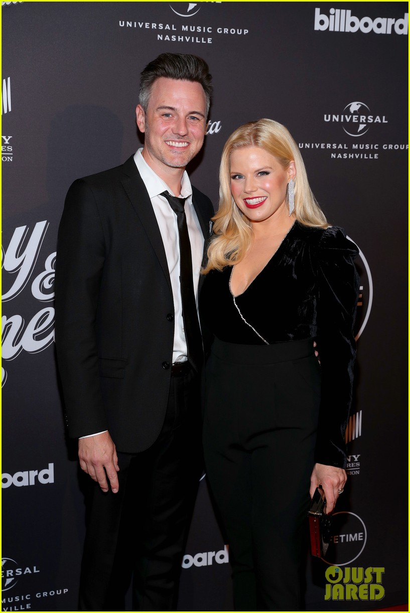 Megan Hilty & Jessie Mueller Match in Black at 'Patsy & Loretta ...