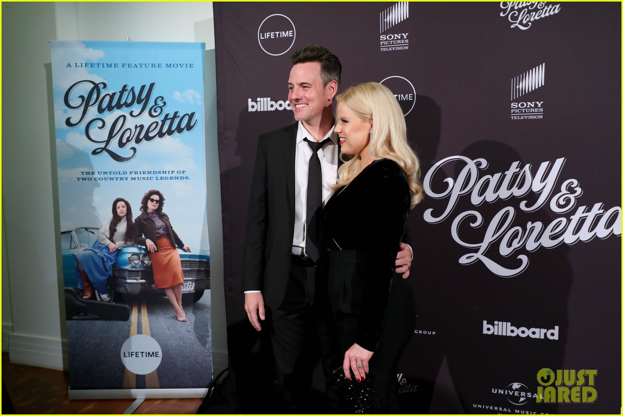 Megan Hilty & Jessie Mueller Match in Black at 'Patsy & Loretta ...