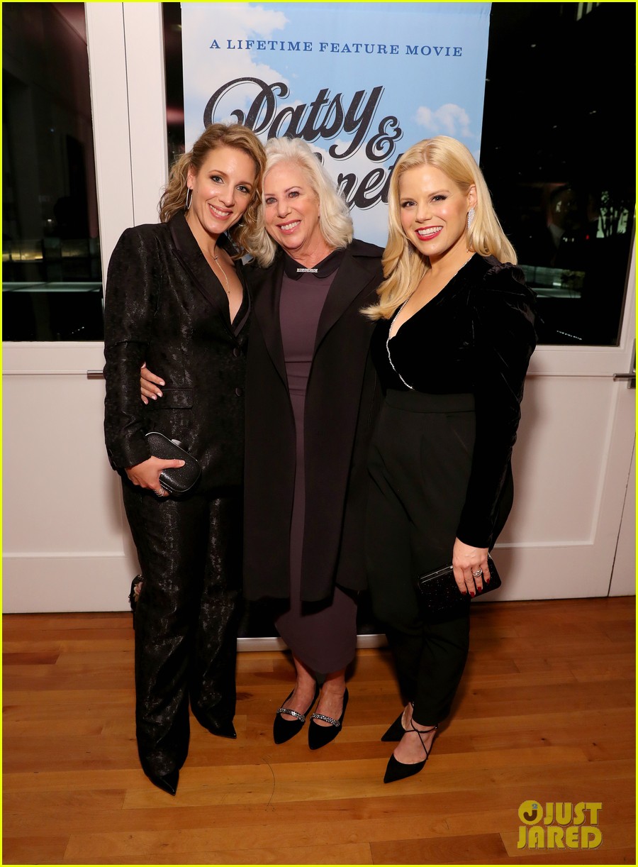Megan Hilty & Jessie Mueller Match in Black at 'Patsy & Loretta ...