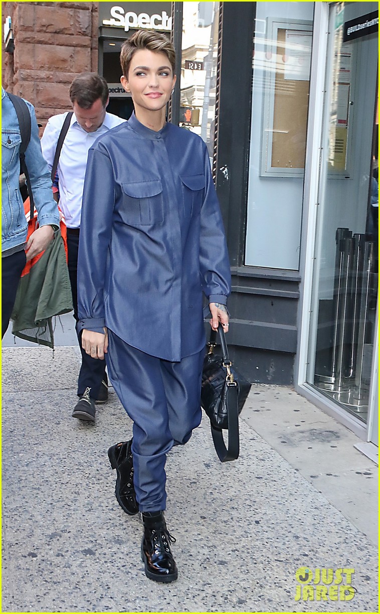 Ruby Rose Tells 'Fallon' About Surgery from 'Batwoman' Set Injury: 'It ...