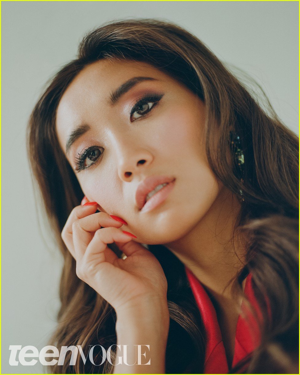 Brenda Song's Instagram, Twitter & Facebook on IDCrawl