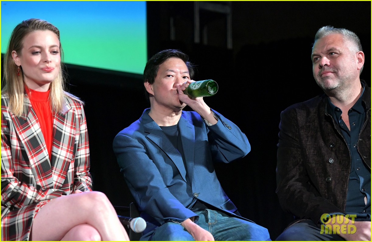 Alison Brie & 'Community' Cast Pledge For Movie If Creator Dan Harmon ...