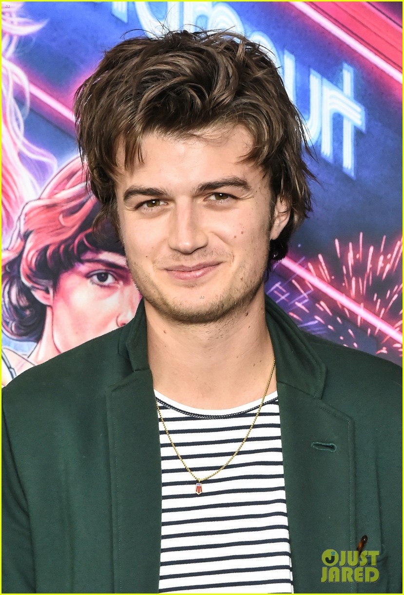 'Stranger Things' Cast Gets Silly at Season 3 NYC Screening: Photo ...