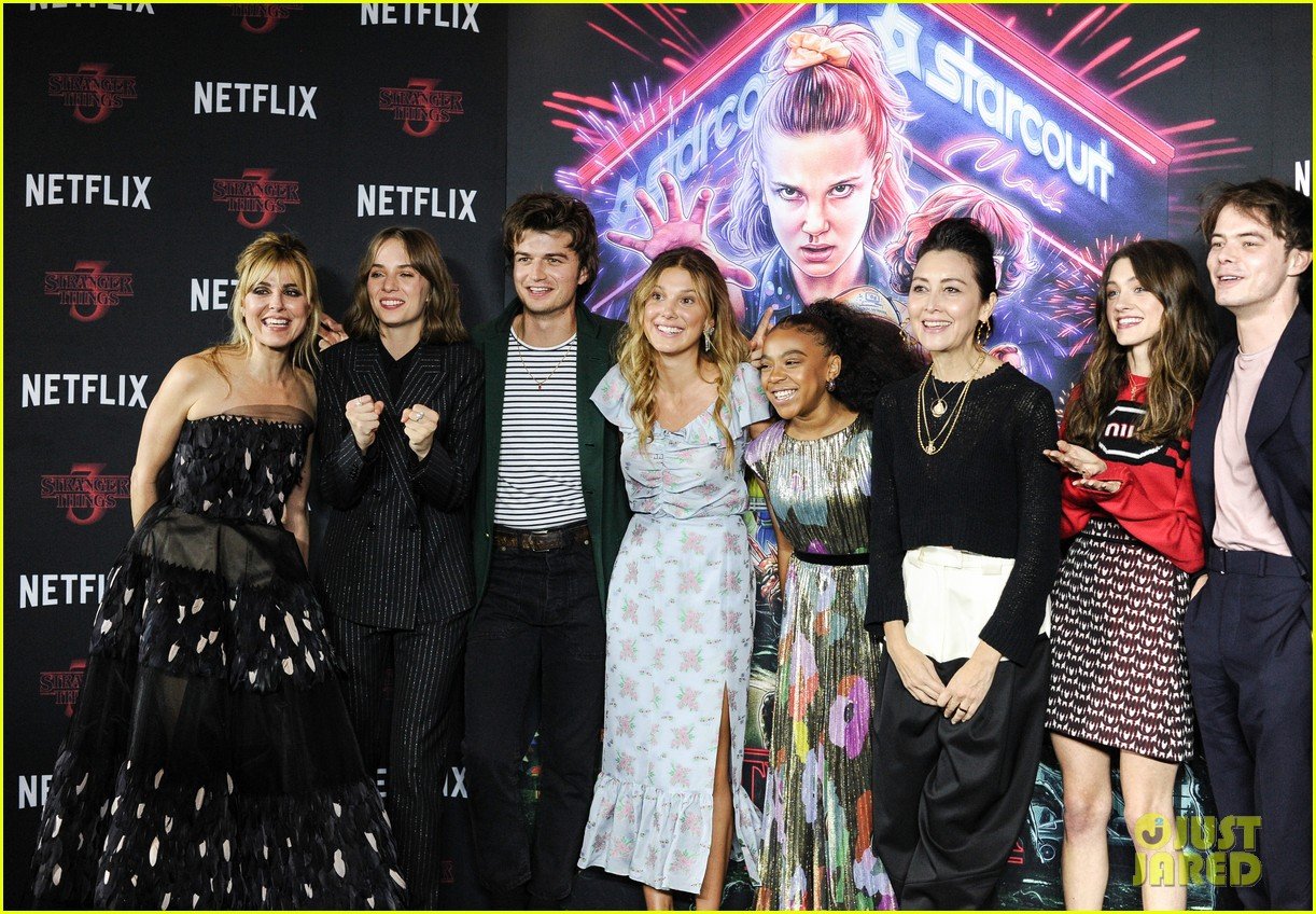 'Stranger Things' Cast Gets Silly at Season 3 NYC Screening: Photo ...