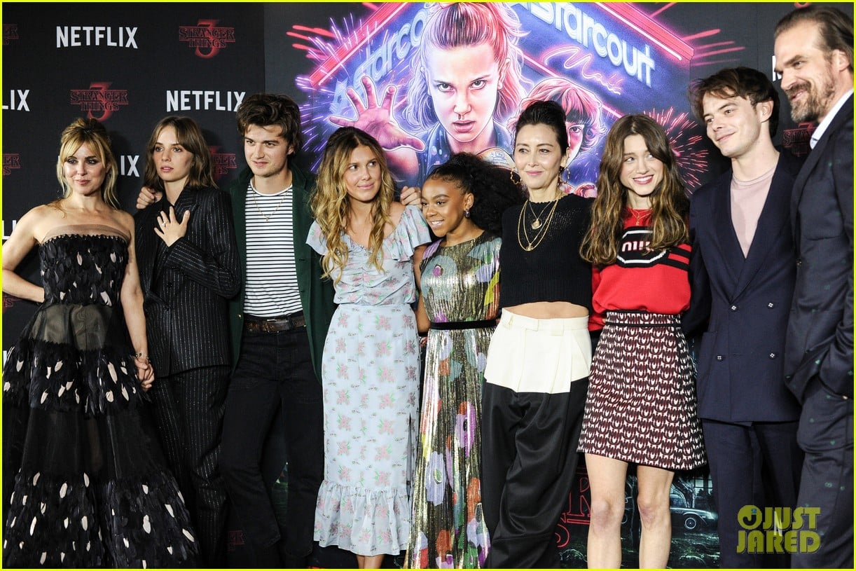 'Stranger Things' Cast Gets Silly at Season 3 NYC Screening: Photo ...