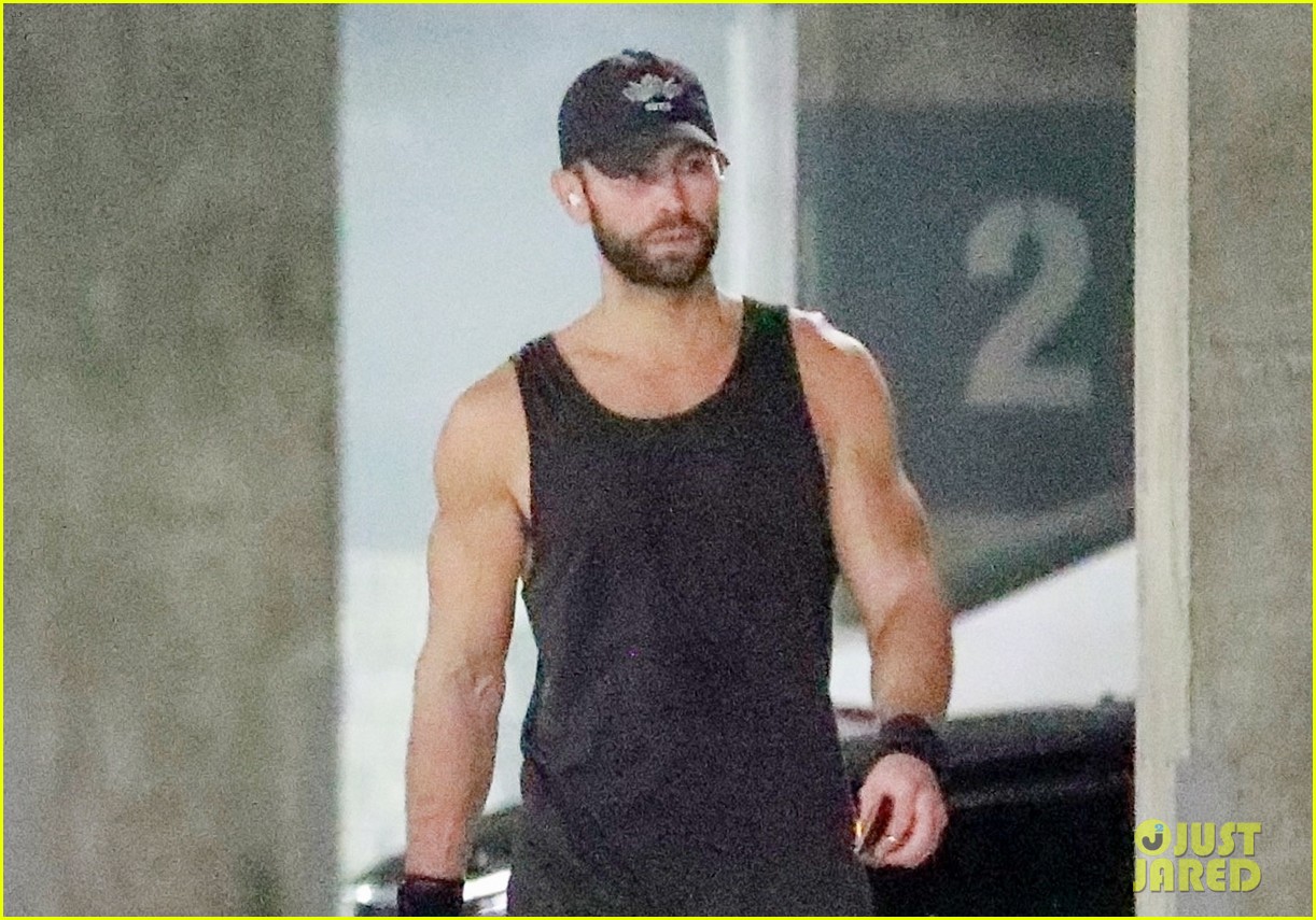Photo: chace crawford buff biceps at gym 05 | Photo 4382068 | Just ...