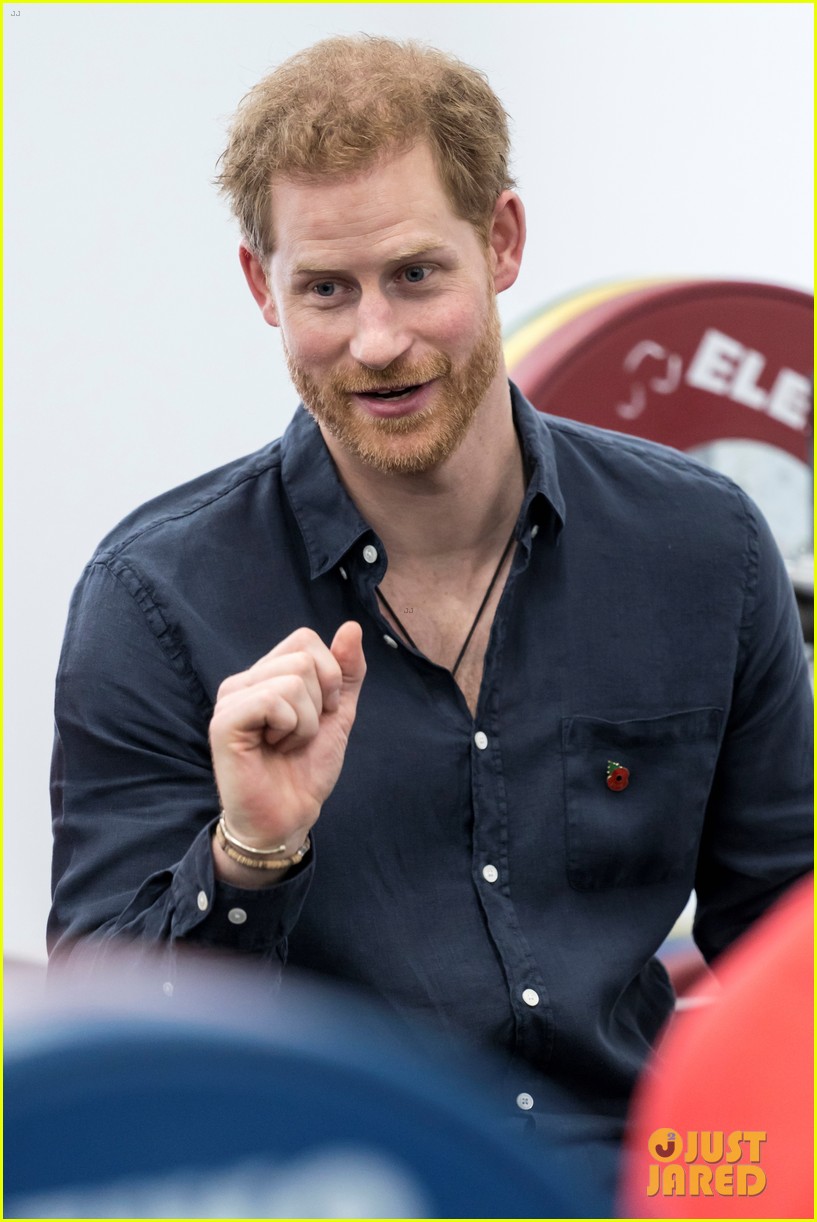 Prince Harry Visits the Players at Rugby World Cup in Japan!: Photo ...