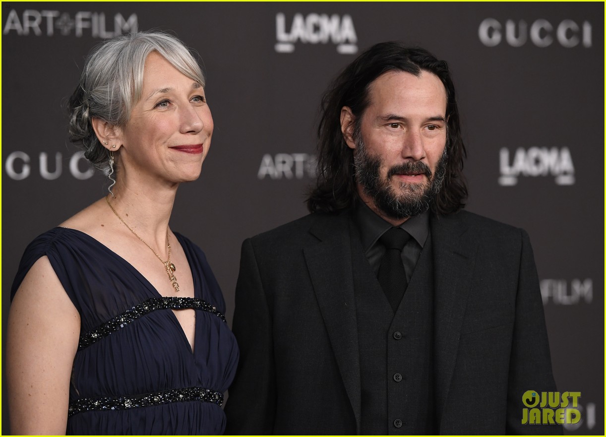 Photo: helen mirren keanu reeves girlfriend 04 | Photo 4383878 | Just Jared