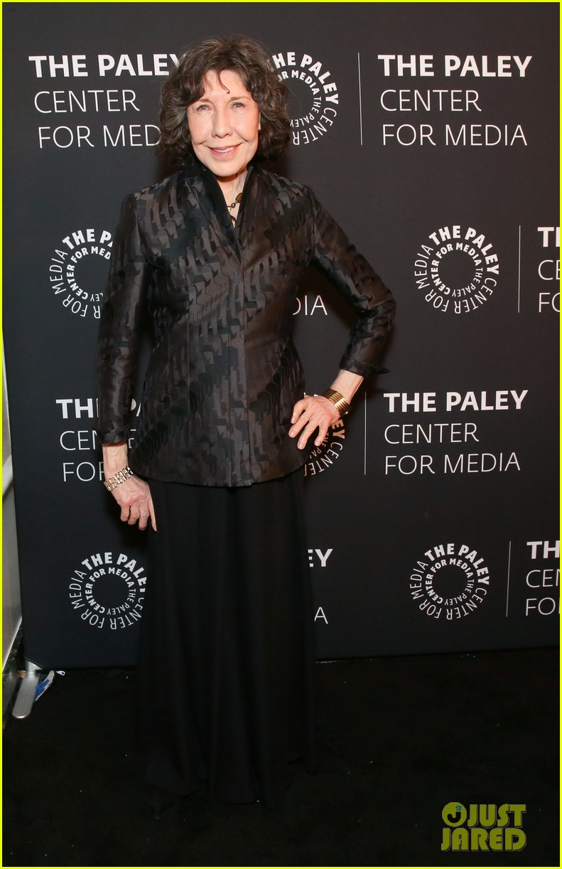 Allison Janney, Kristin Chenoweth & More Help Honor Comedy Legends at ...