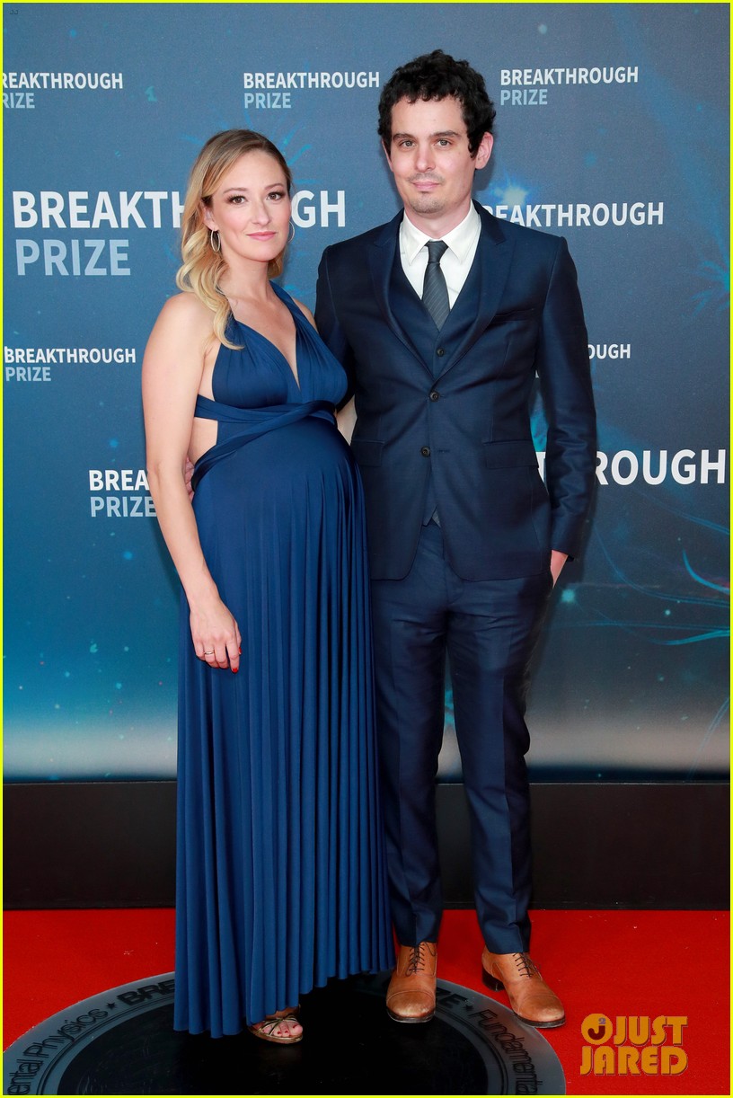 Karlie Kloss & Adriana Lima Go Glam for Breakthrough Prize 2019: Photo ...