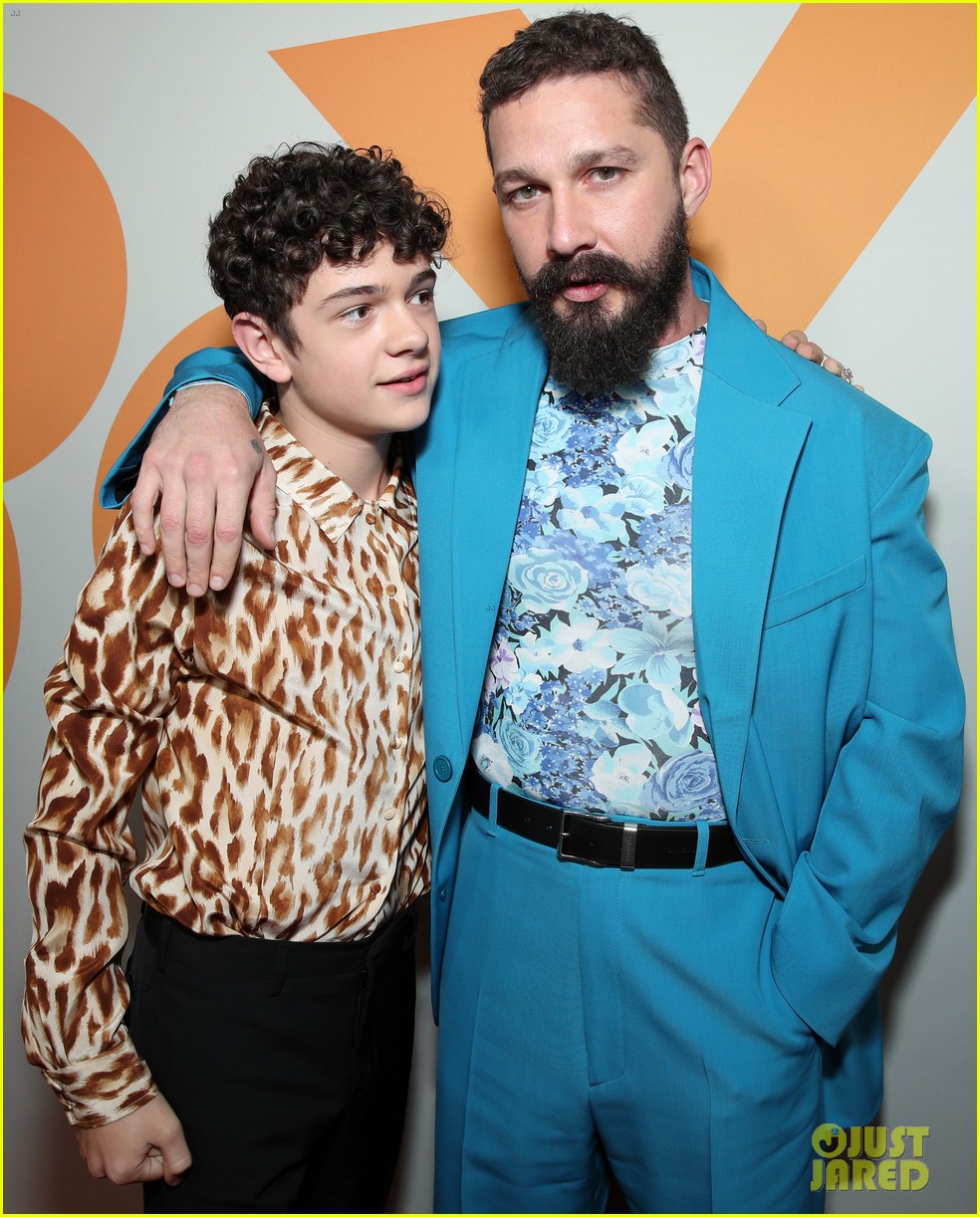 Shia LaBeouf Wears an Over-Sized Blue Suit at 'Honey Boy' Premiere with ...