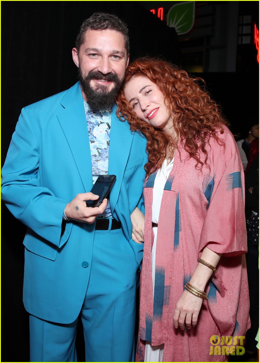 Shia LaBeouf Wears an Over-Sized Blue Suit at 'Honey Boy' Premiere with Noah Jupe: Photo 4382968 ...