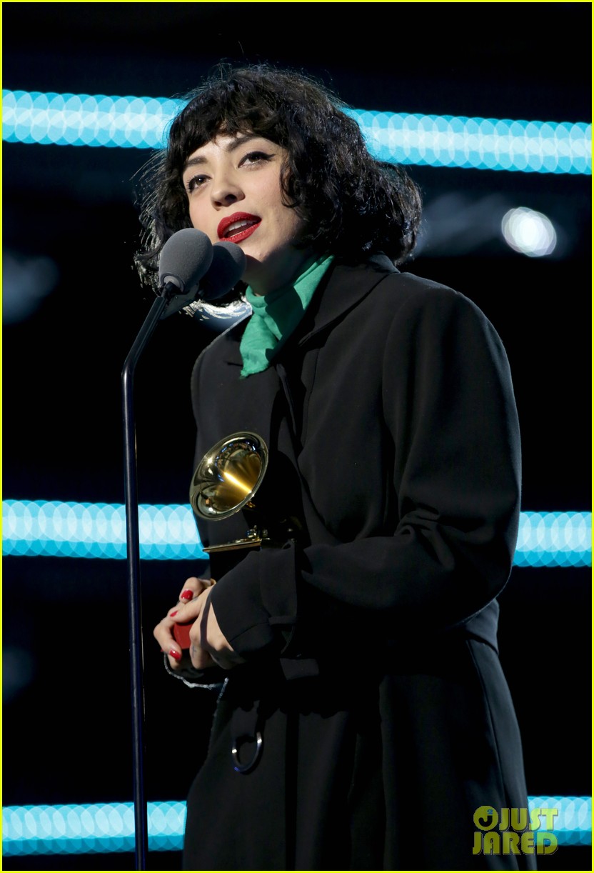 Chilean Singer Mon Laferte Exposes Herself at Latin Grammys to Protest ...