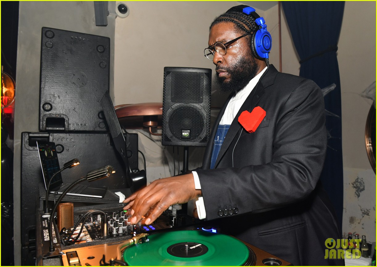 Maluma Is a Sexy Masked Man at Heidi Klum's Halloween Party: Photo ...