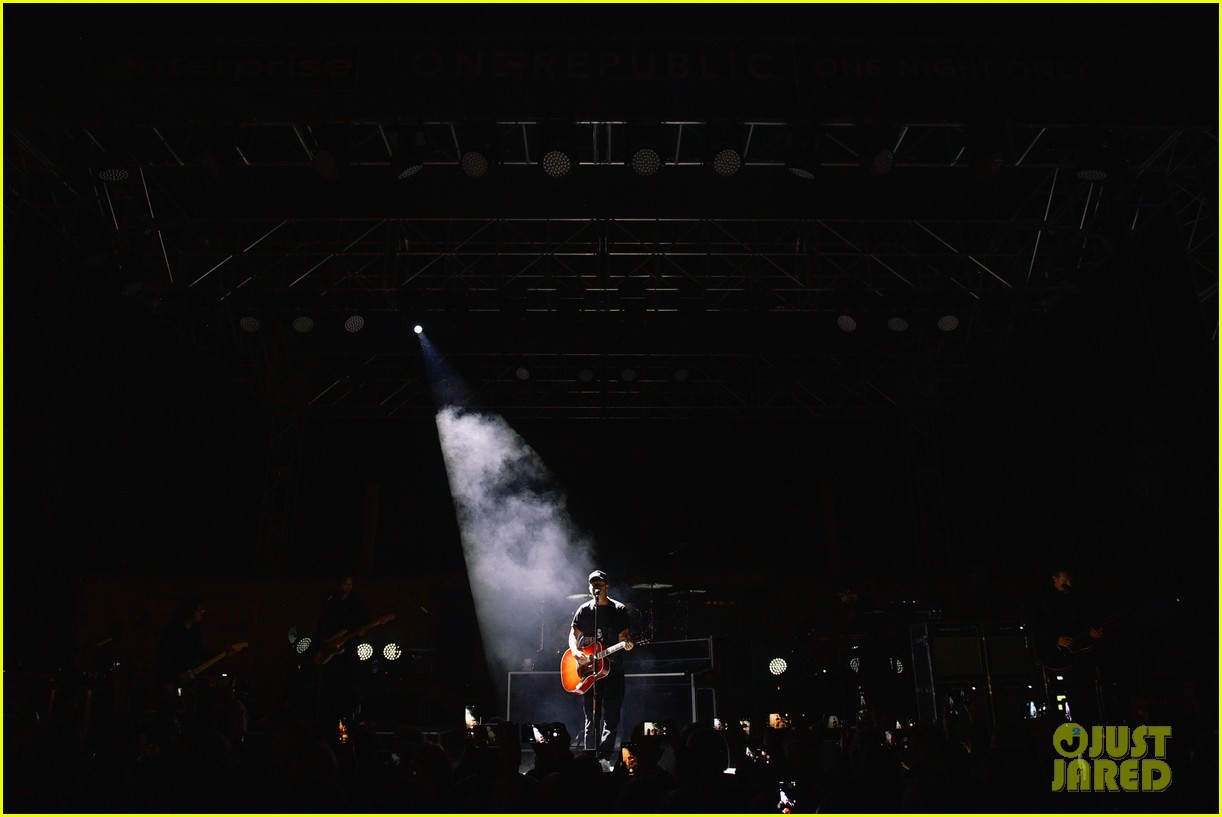 OneRepublic Performs a Special Show to Celebrate Acts of Kindness ...