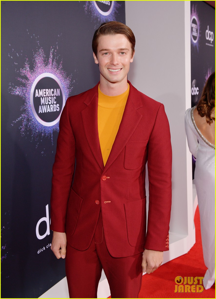 Ben Platt, Jharrel Jerome, & Patrick Schwarzenegger Show Off Their Cool ...