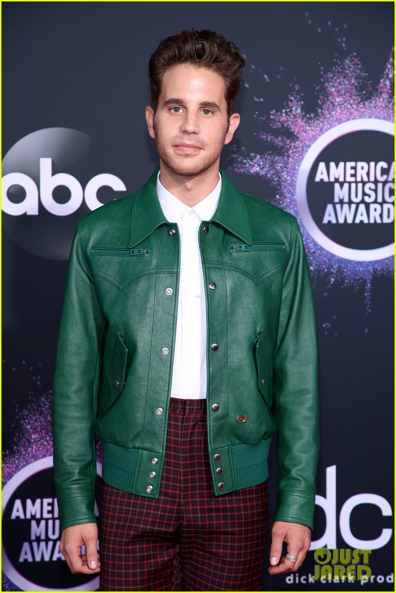 Ben Platt, Jharrel Jerome, & Patrick Schwarzenegger Show Off Their Cool ...