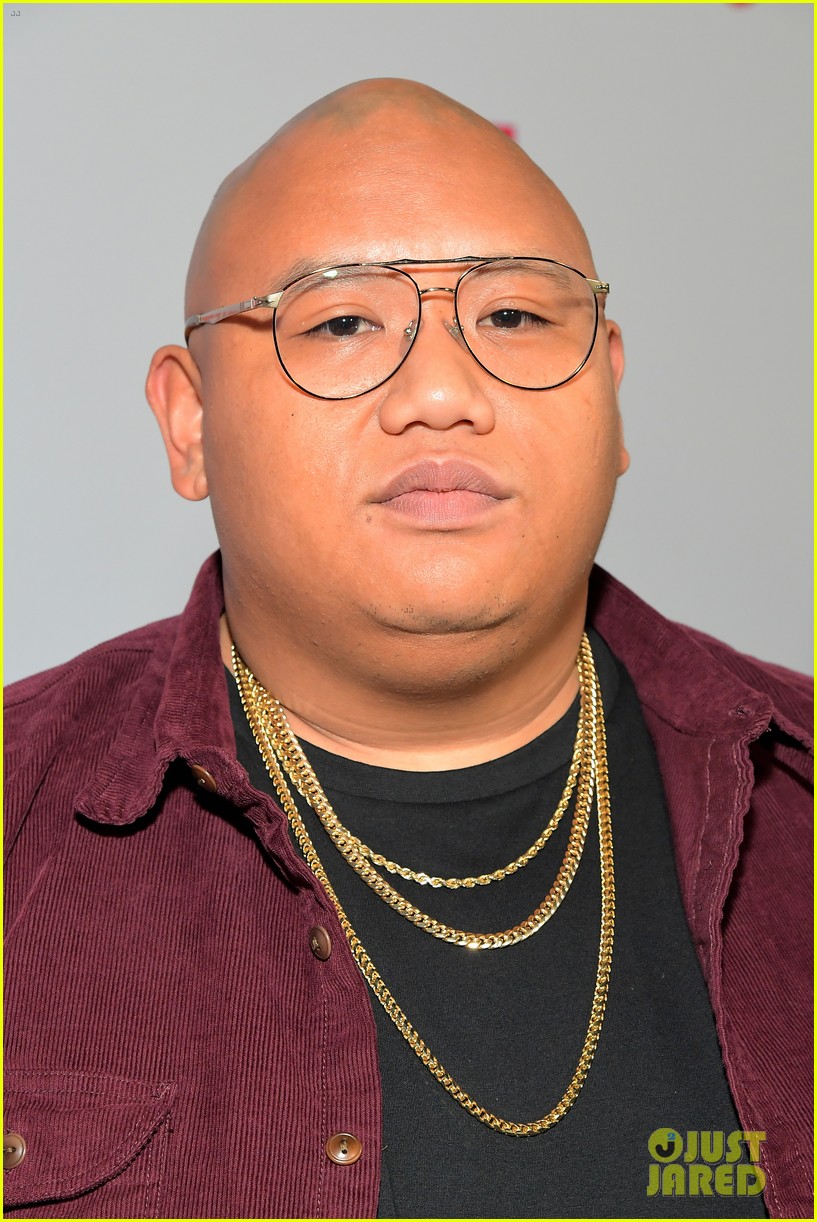 Kiernan Shipka, Odeya Rush & Isabela Merced Stun at 'Let It Snow ...