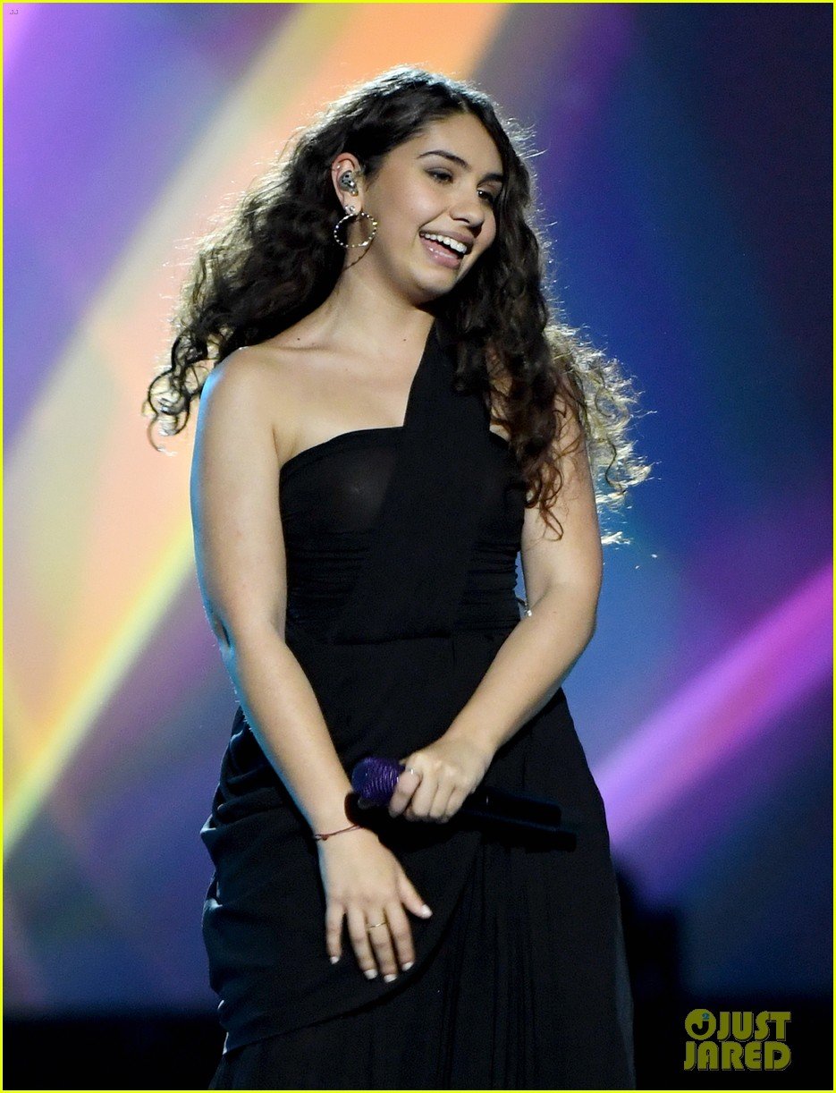 Alessia Cara & Sofia Carson Stun at Latin Recording Academy's 2019 ...