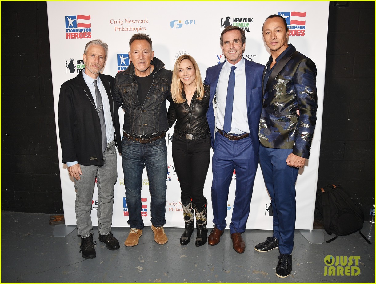 Bruce Springsteen & Sheryl Crow Duet for 'Stand Up for Heroes' Benefit ...
