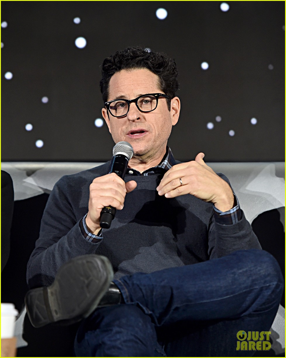 J.J. Abrams Says 'Star Wars: The Rise of Skywalker' Will Introduce New ...