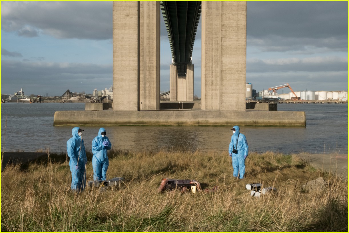 Sam Claflin Stars Alongside His Brother Joe in 'The Corrupted' - Watch ...