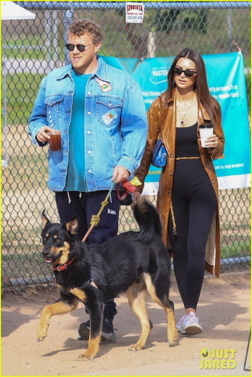 Emily Ratajkowski & Husband Sebastian Bear-McClard Pack on the PDA at ...