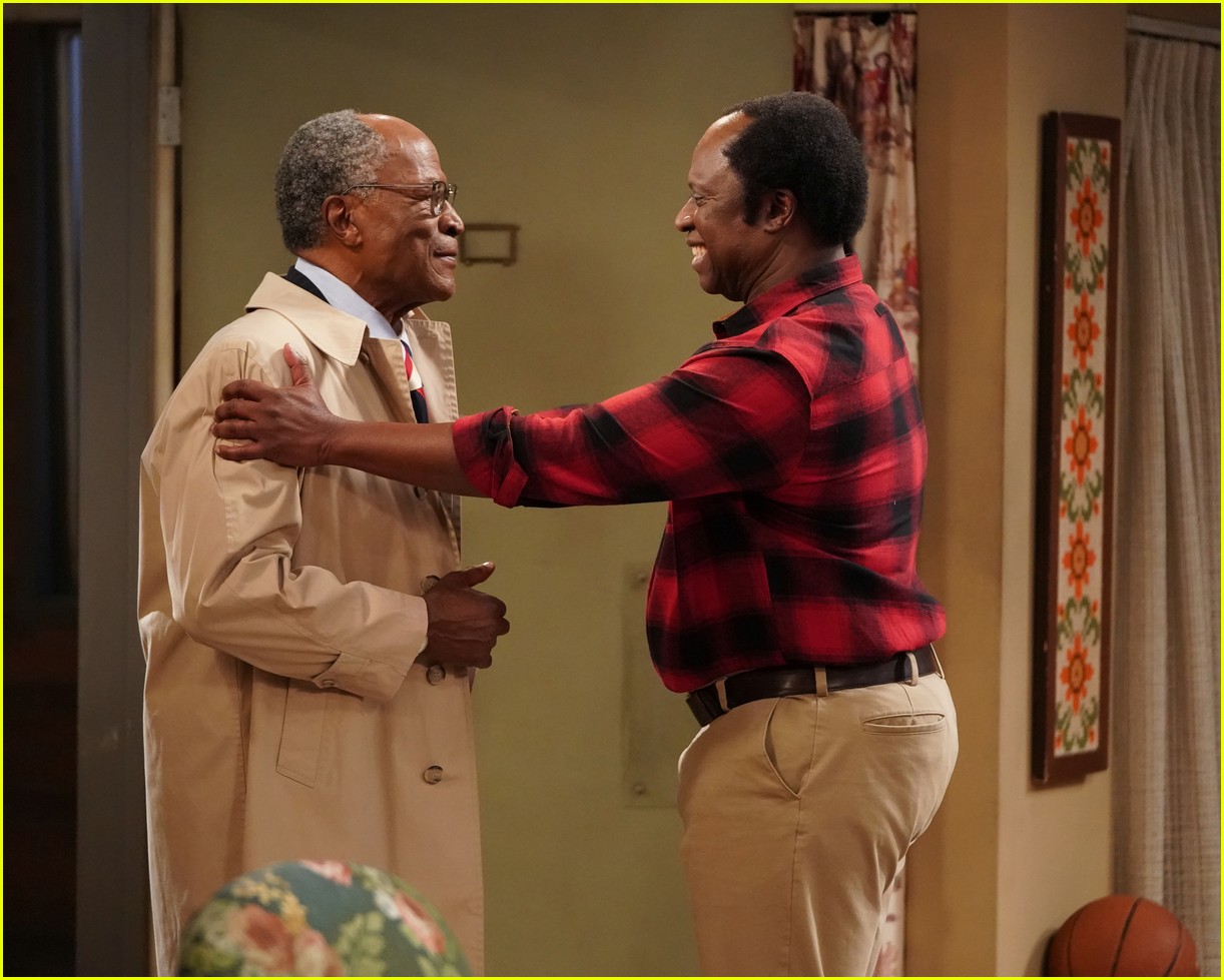 Watch Patti LaBelle & Anthony Anderson Sing the 'Good Times' Theme Song ...