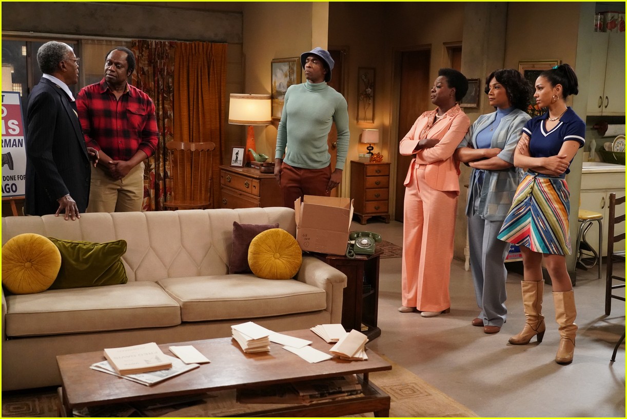 Watch Patti LaBelle & Anthony Anderson Sing the 'Good Times' Theme Song ...