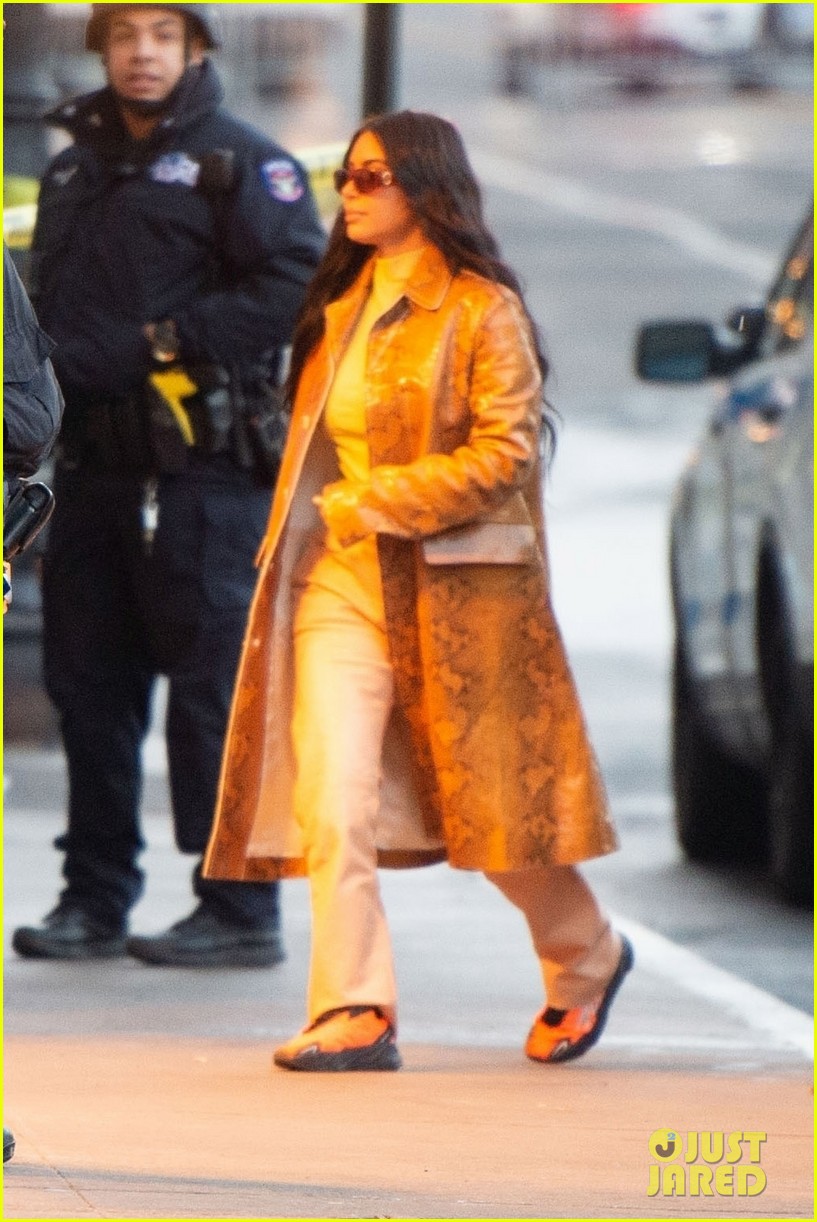 Kim Kardashian Supports Hubby Kanye West's Holiday Opera in NYC!: Photo ...