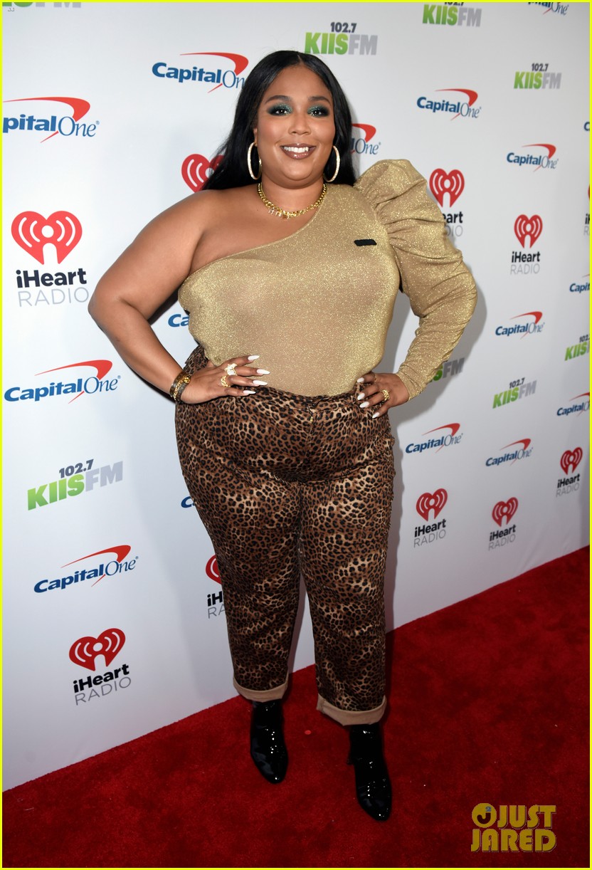 Lizzo & Sam Smith Get Festive at L.A.'s Jingle Ball Concert!: Photo ...