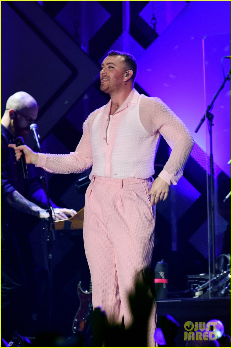 Lizzo & Sam Smith Get Festive at L.A.'s Jingle Ball Concert!: Photo ...
