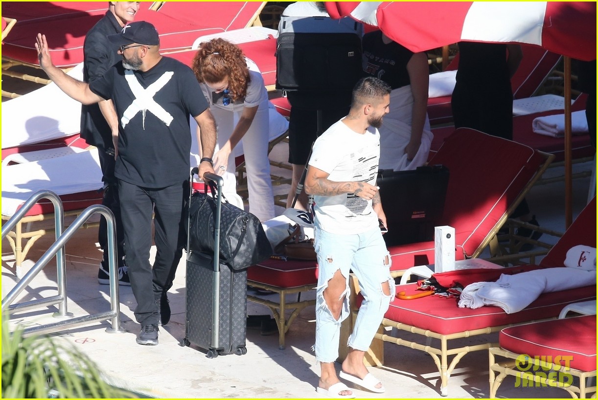 Maluma Films a Dior Commercial in Miami: Photo 4397212 | Photos | Just ...