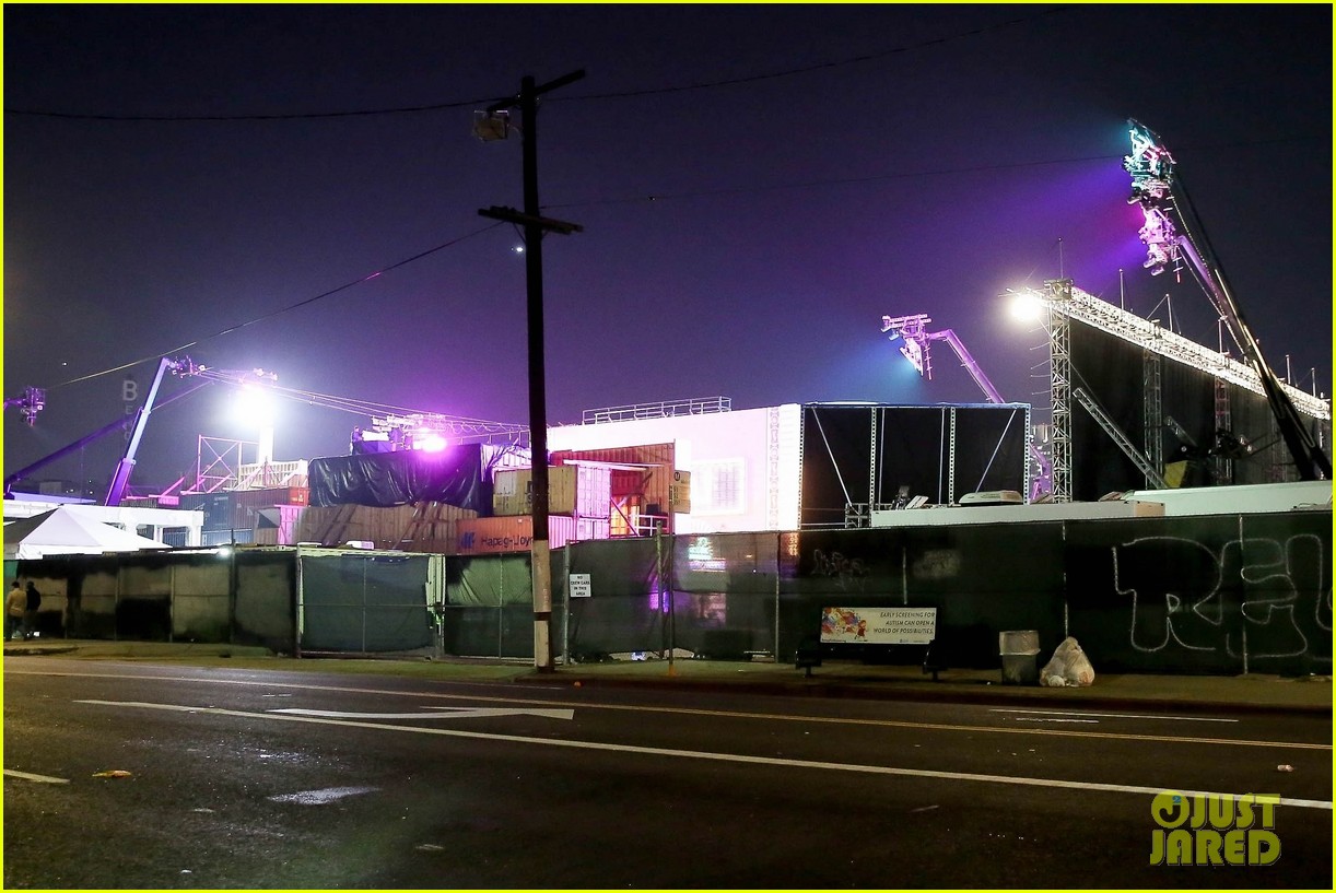 Nicole Kidman & Andrew Rannells Spotted for First Time on 'The Prom ...