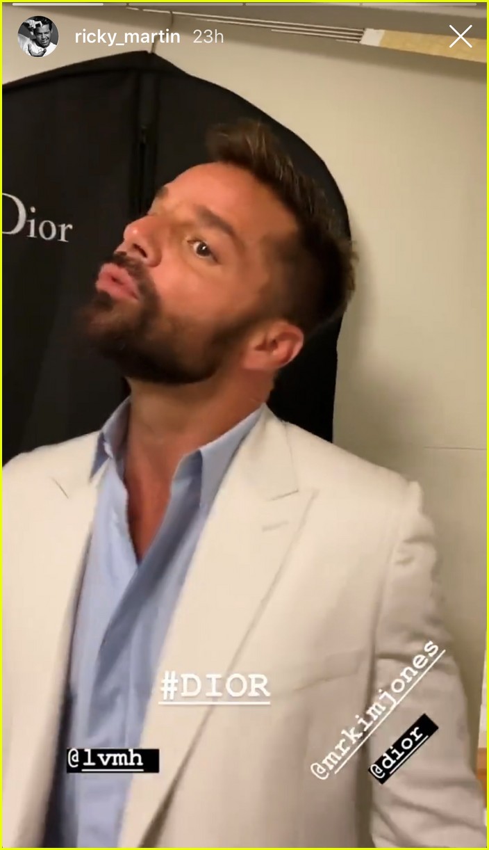 Ricky Martin Grabs His Crotch While Getting Ready for Dior Fashion Show ...