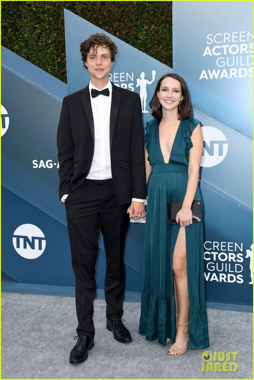 Alexander Skarsgard Suits Up For SAG Awards 2020!: Photo 4418668 ...