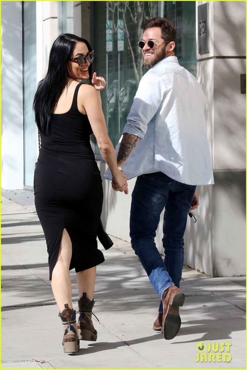 Artem Chigvintsev Cuddles Fiancee Nikki Bella's Baby Bump in Cute PDA ...